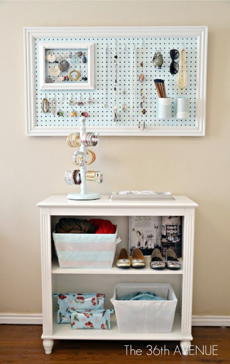 25 Brilliant DIY Jewelry Organizing and Storage Projects - Page 2 of 2 ...