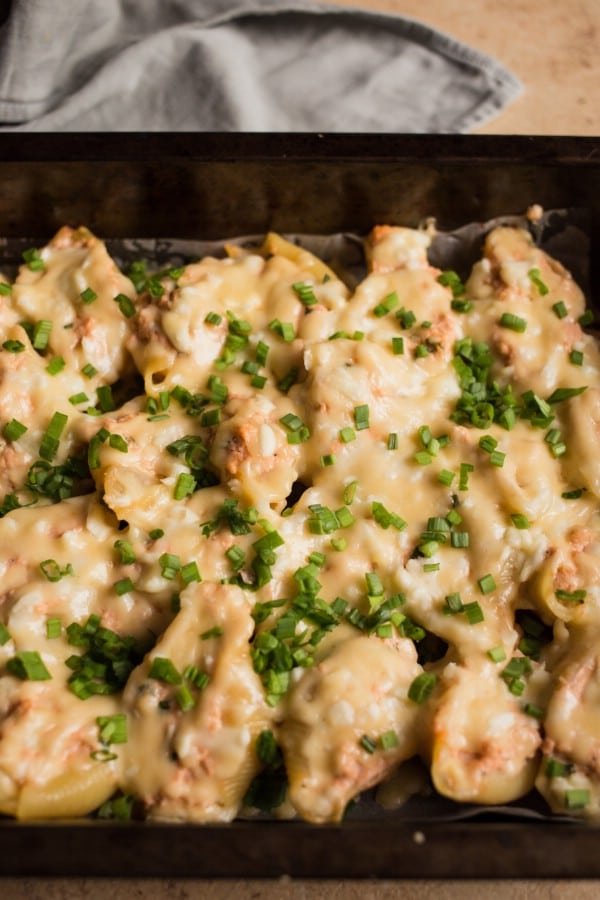 Easy Chicken Stuffed Pasta Shells Recipe - DIY & Crafts